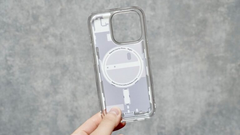 SpigenのiPhoneケースをレビュー | メカニックなデザインがガジェット好きに刺さる！ | Number84