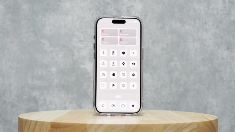 SpigenのiPhoneケースをレビュー | メカニックなデザインがガジェット好きに刺さる！ | Number84