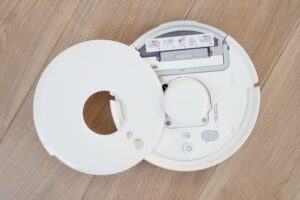 SwitchBot ロボット掃除機 K11＋をレビュー！小型なのにパワフルで高性能 | Number84